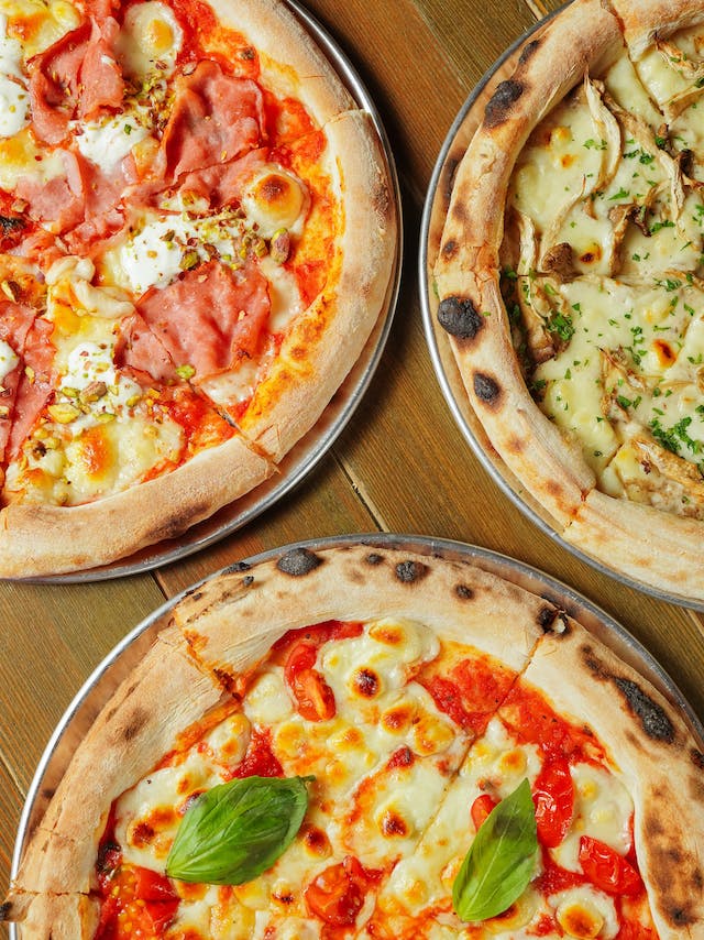 Italian Pizza Sourdough UK. Authentic Chilled Neapolitan Pizza Sourdou ...